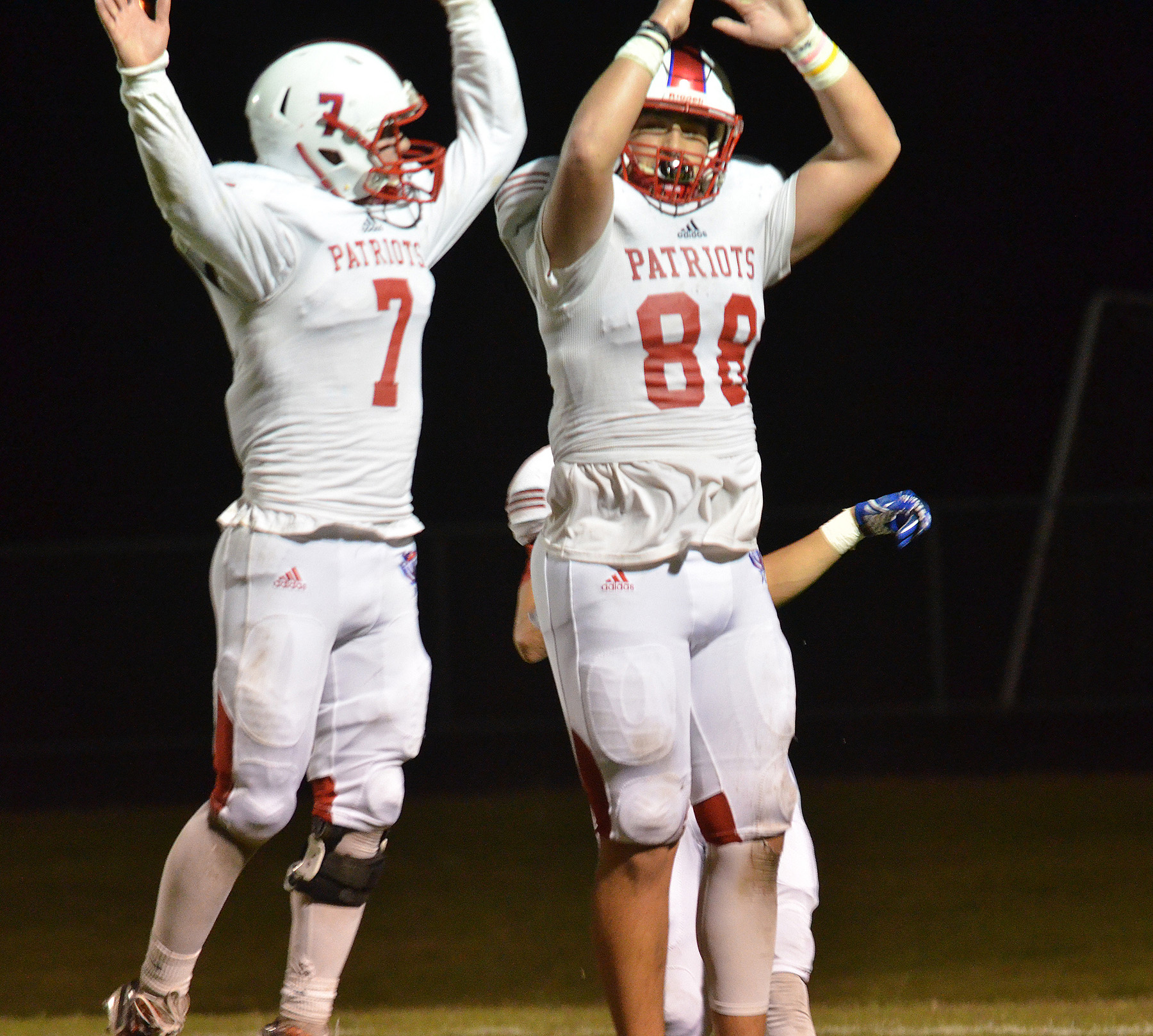 Lincoln comes up short at South Laurel; falls 33-27 | The Interior Journal